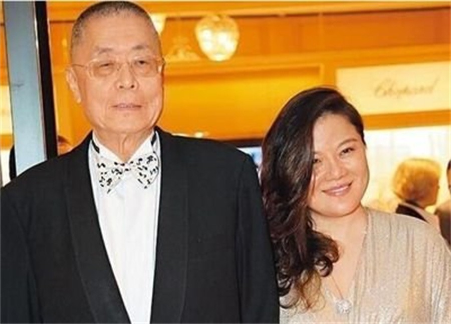 Sun Ying: Married into a wealthy family at the age of 41, gave birth to ...