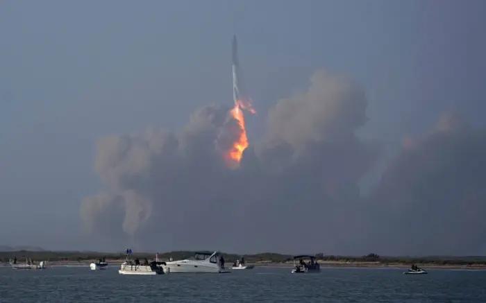 SpaceX presents fireworks: 'Strongest' Starship explodes after launch ...