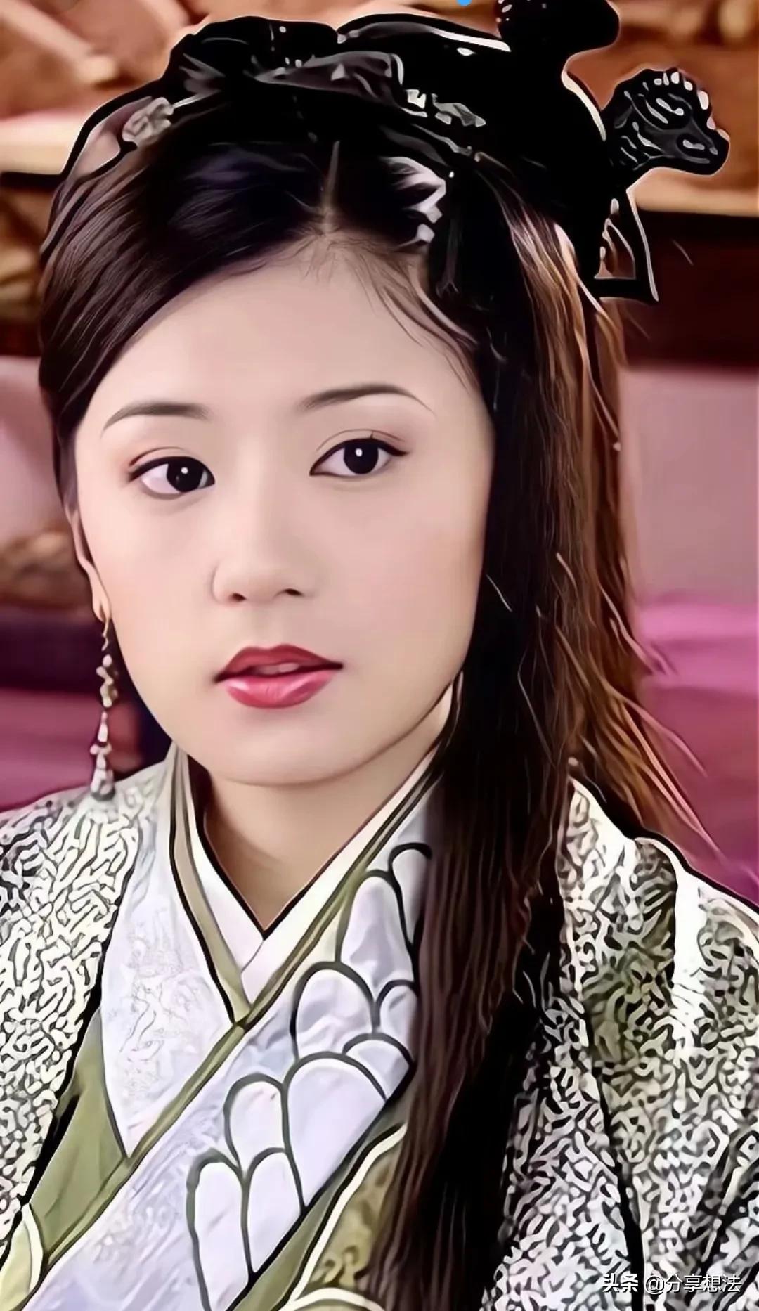 Jia Jingwen when she was young - iNEWS