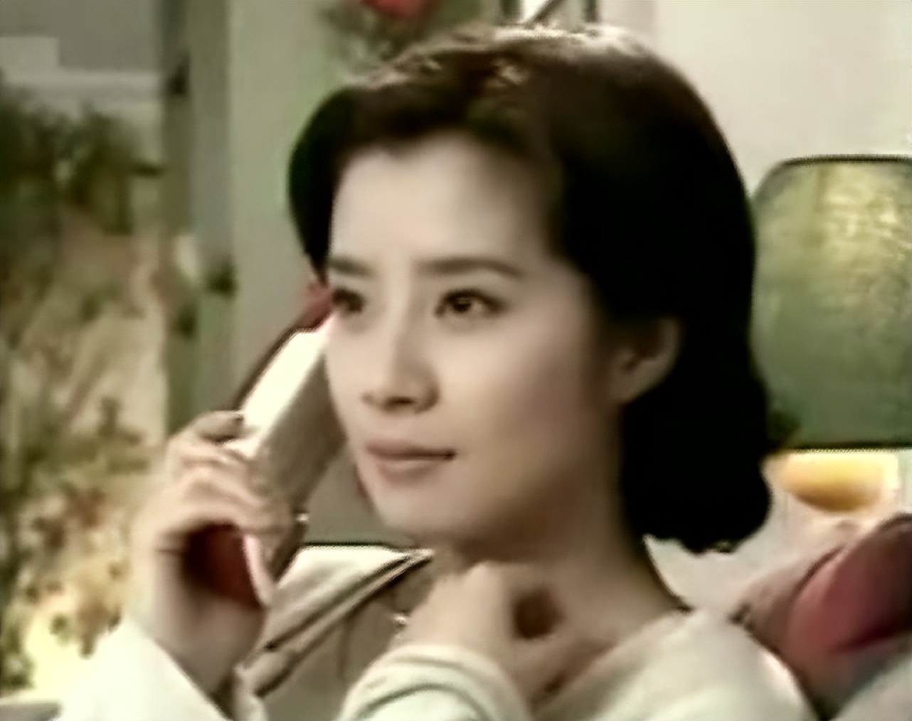 Miss Joan: Yue Ling! After 17 years of filming, how is she now at the age of 54? - iNEWS