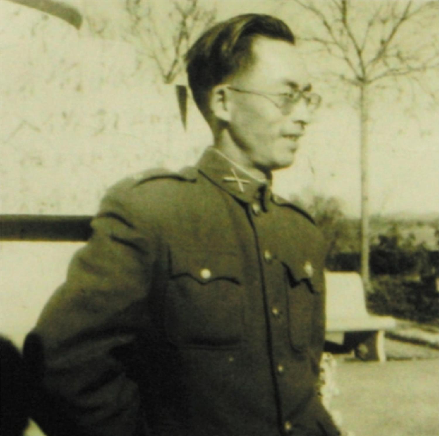 In 1949, the deputy division commander of the Kuomintang was captured ...