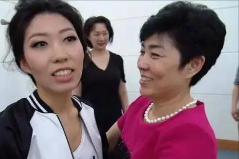 Eight years have passed, and Qu Wanting is still complaining about her ...
