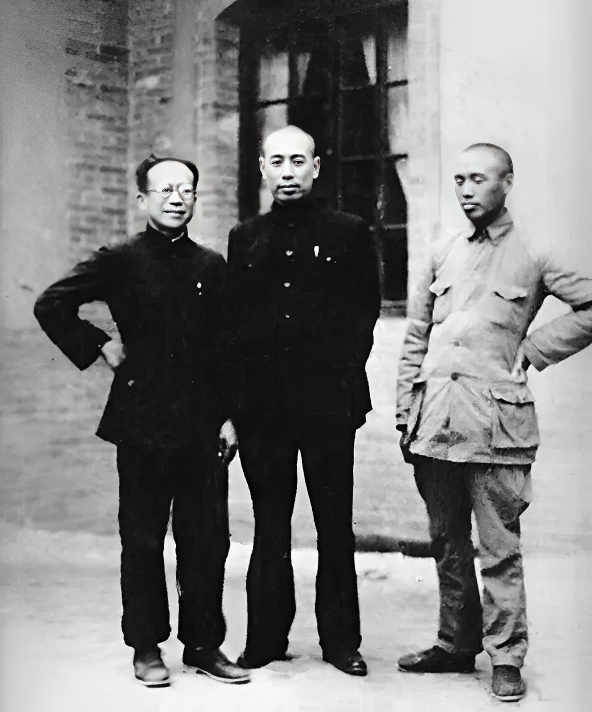Premier Zhou escaped the brutal assassination, and only 4 of the 32 ...