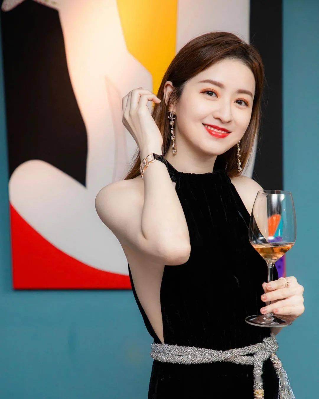 She is the "Mi God" in Hong Kong. She is married to a 12-year-old ...