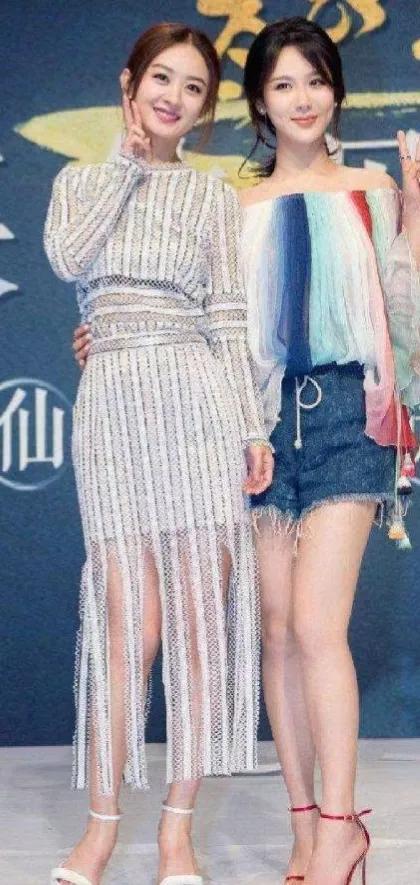 The two of them are Zhao Liying and Yang Zi, who wear a figure of more ...