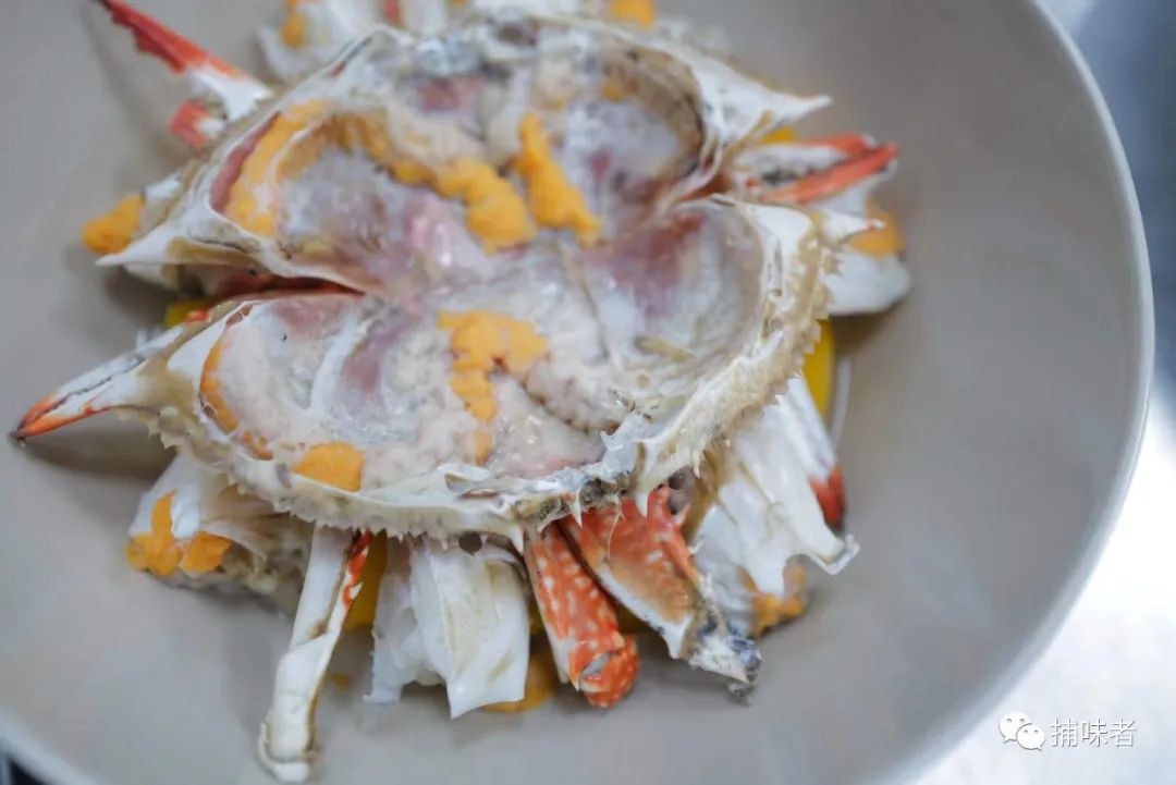 Scallion Oil Pumpkin Pool Crab - iNEWS