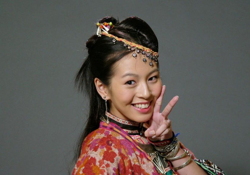 Liu Pinyan's magazine blockbuster is too bold, he takes pictures while ...