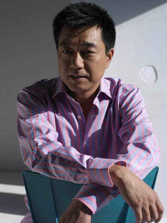 Dong Yong: After failing his first-married wife, he married an ordinary ...