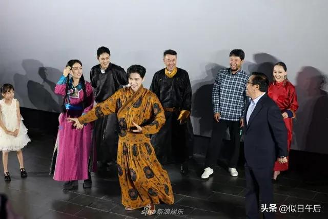 Ayunga appeared at the premiere of "The End of the Sea is a Prairie ...