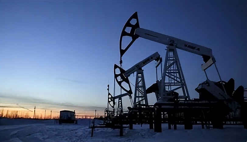 Brief Discussion: The Application of Oil in War - iNEWS