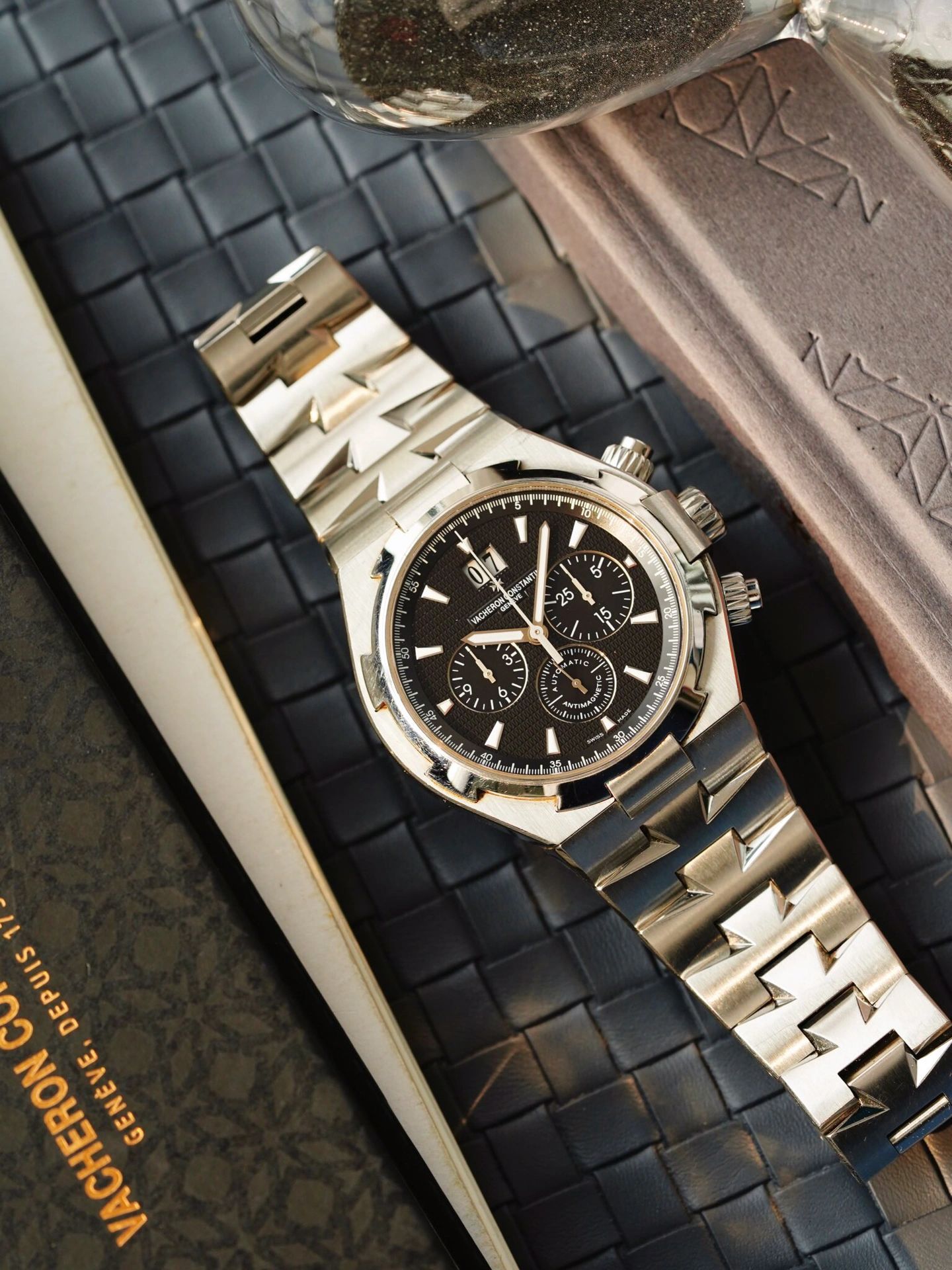 Less than 10 Vacheron Constantin's most popular products are available ...