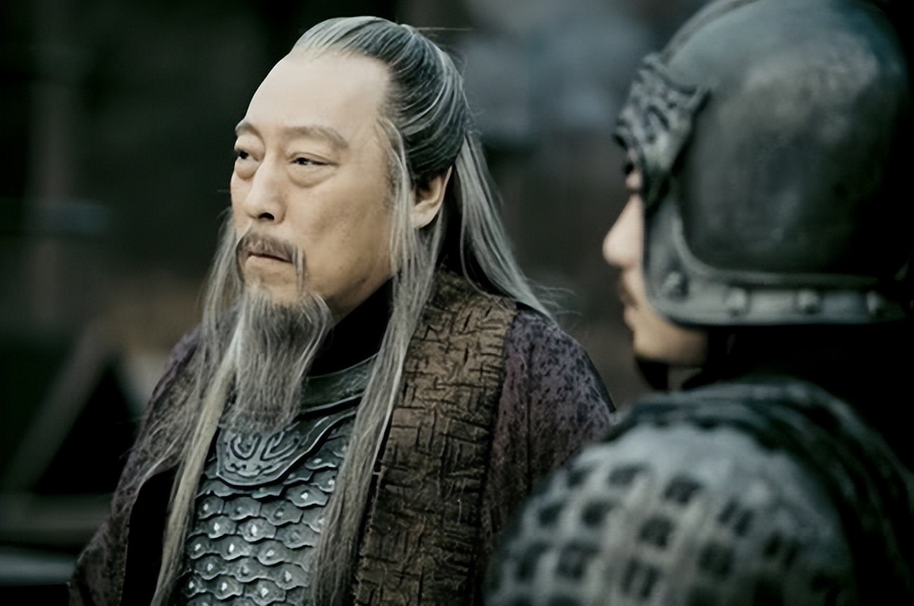 Ups and Downs in the World: On the Rise and Fall of Runan Scholars in ...