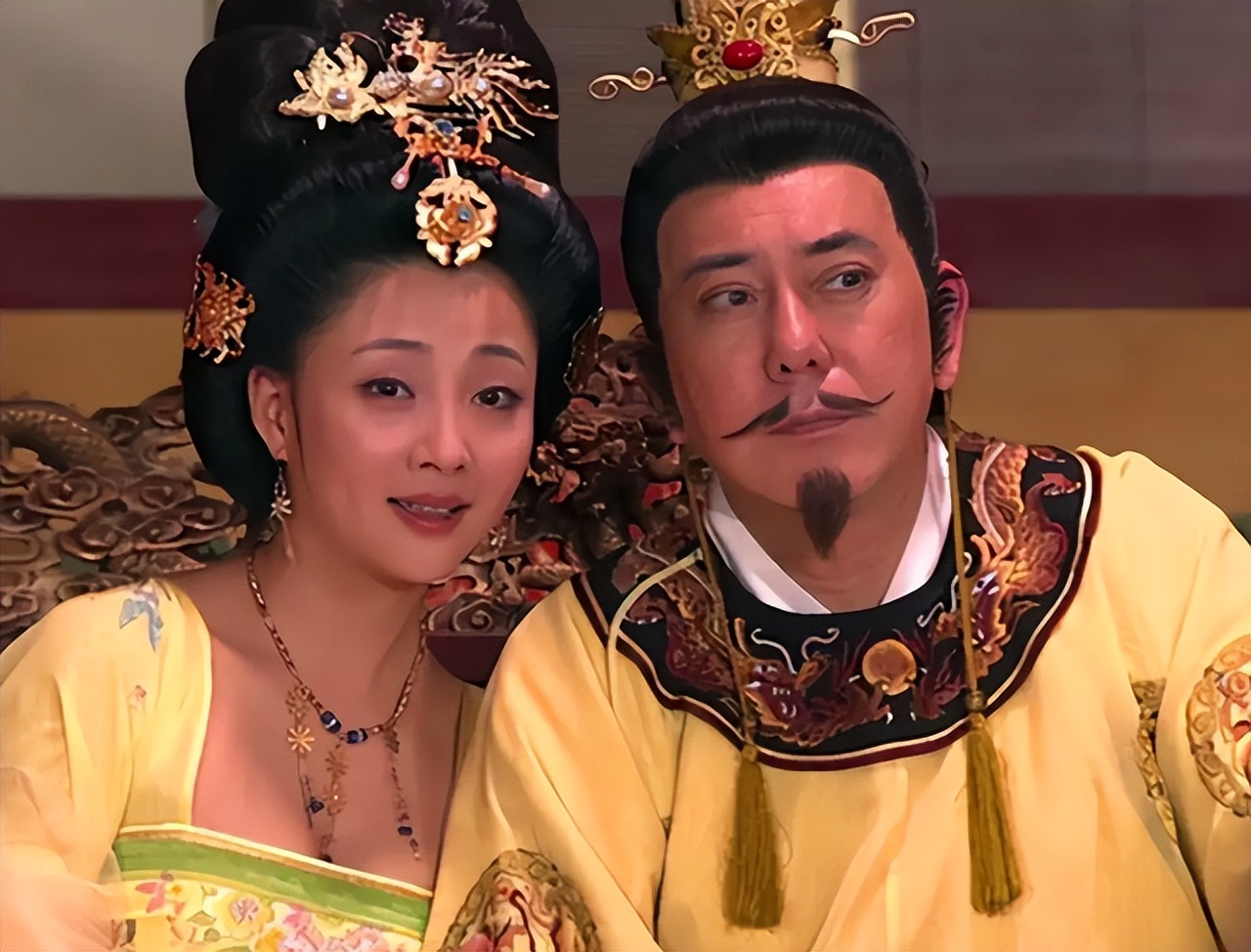 How deep is the pit buried by Tang Xuanzong Li Longji?Expert: The ...