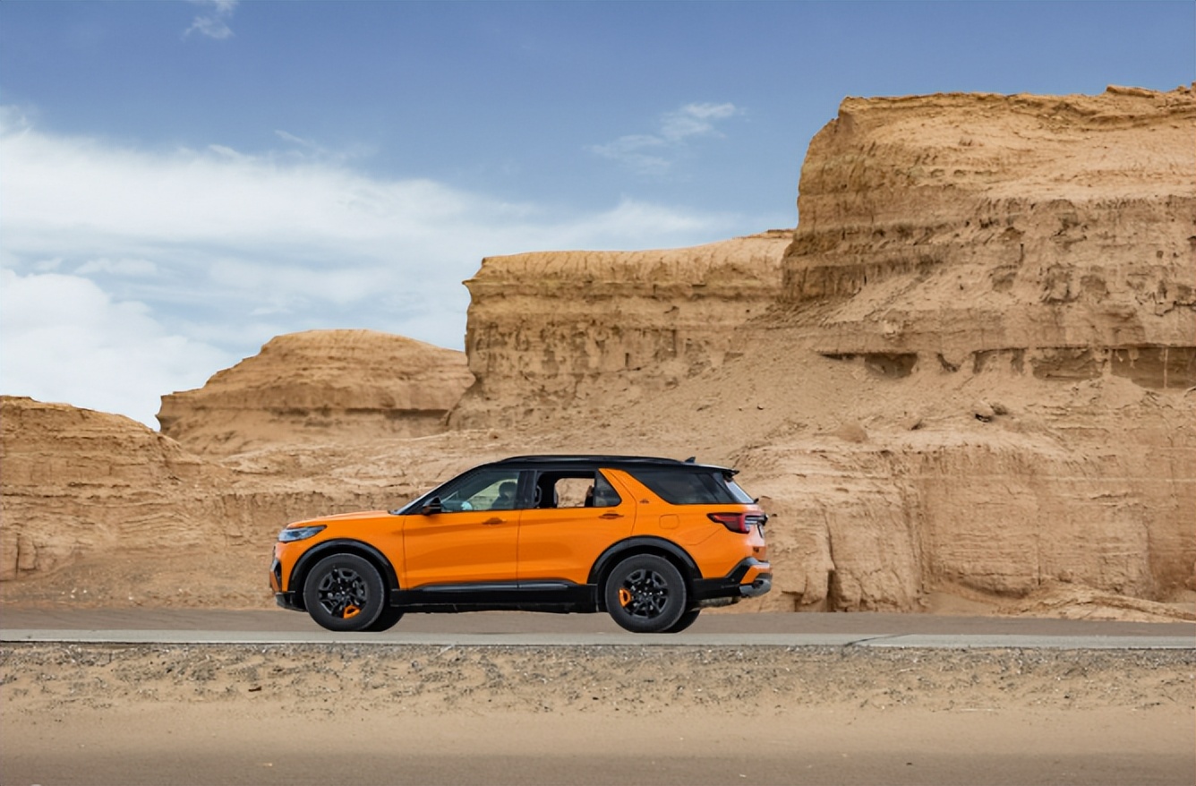 Excellent performance, conquered by Explorer Kunlun Peak Edition - iNEWS