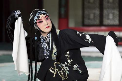 "Tie Mei" Liu Changyu spoke again, thanking her sister-in-law Song ...
