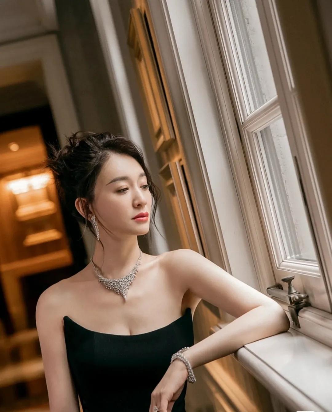 #Li Xiaoran, big woman - iMedia