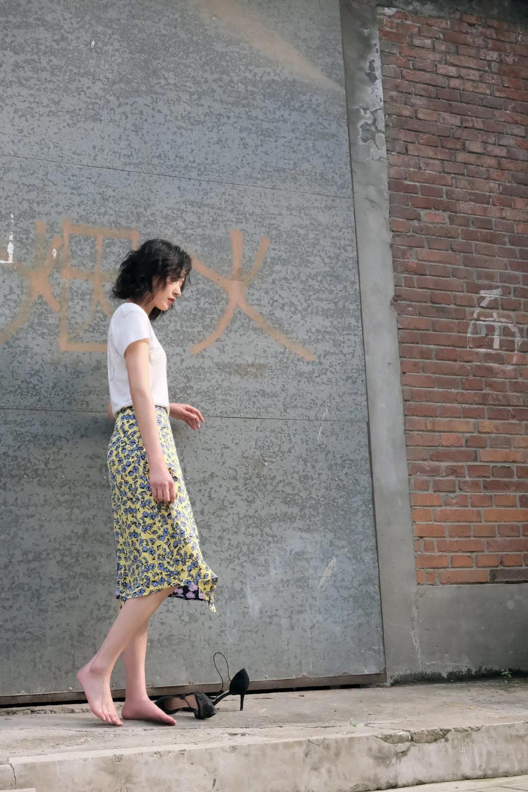 Goddess Wan Qian's Foot - iNEWS