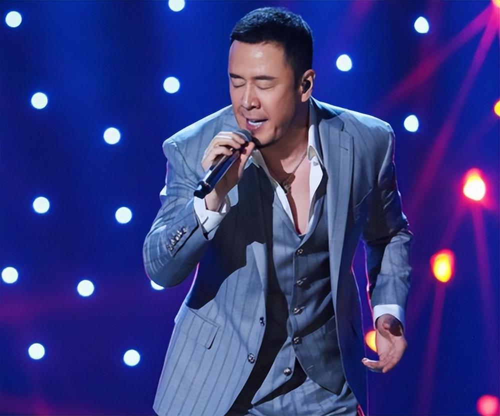 49-year-old Yang Kun posted fitness photos, saying goodbye to the ...