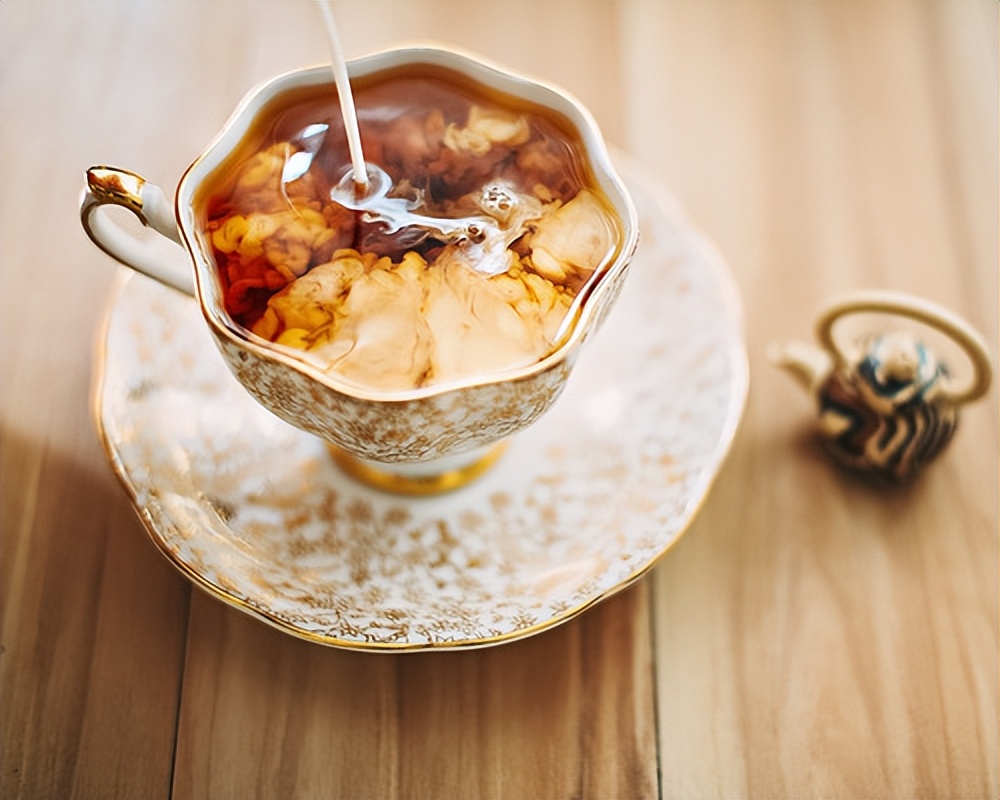 British Tea Drinking Culture - iNEWS