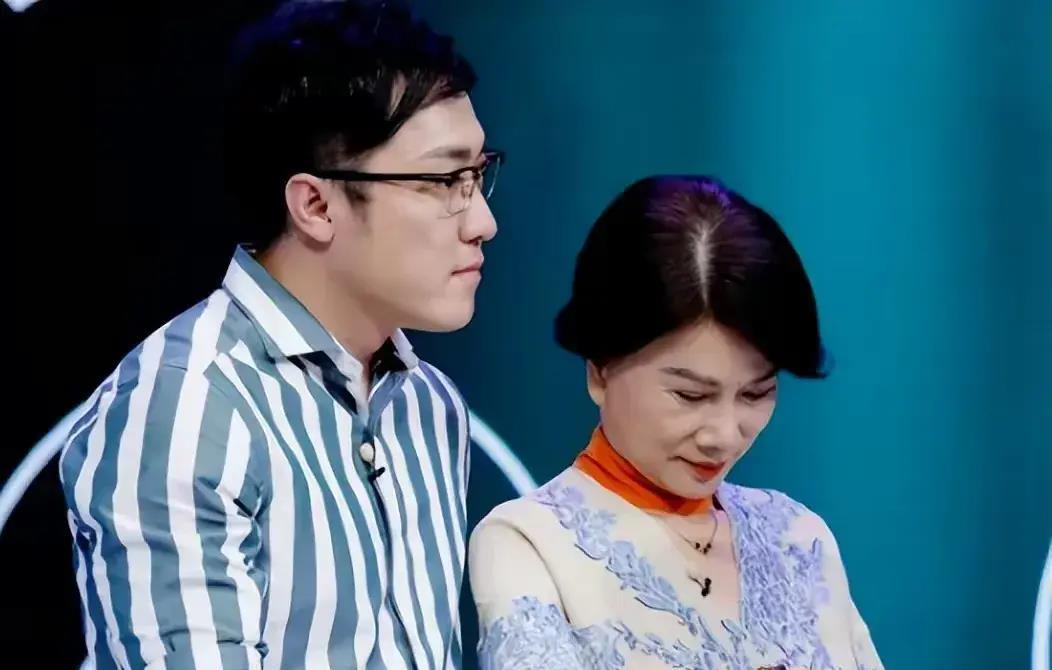 Insider exposure of Venus: Dong Mingzhu and Wang Ziru's shocking secret - iMedia