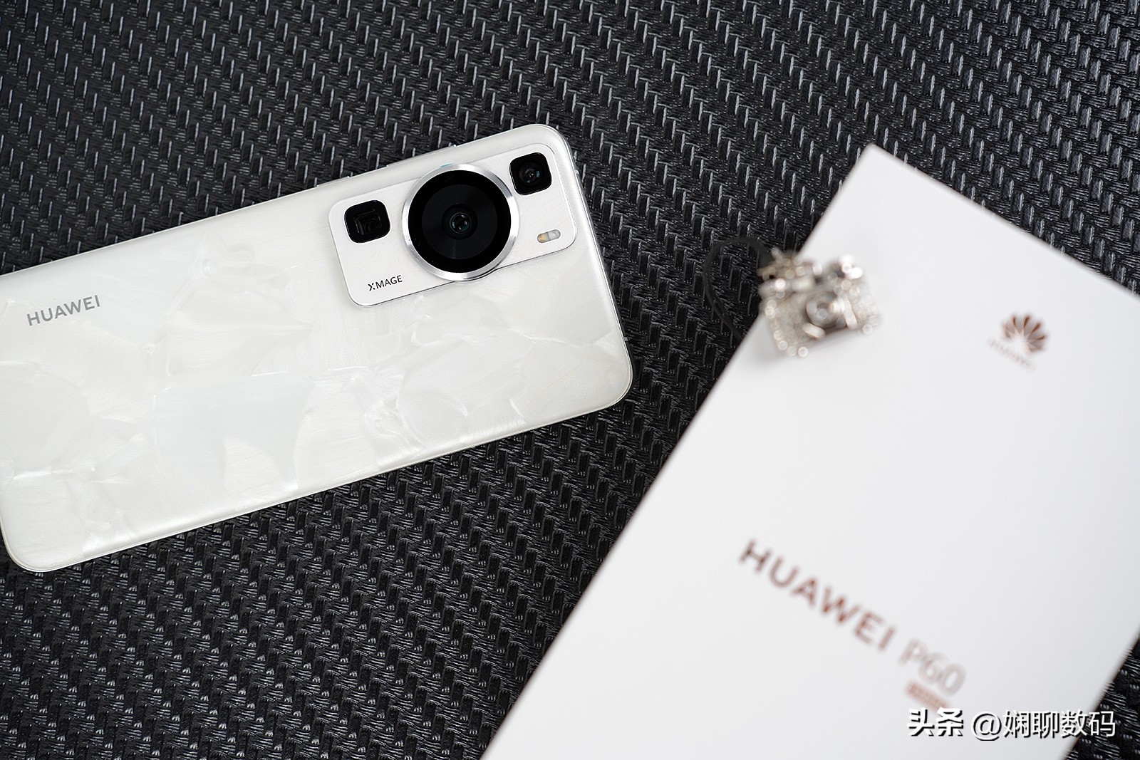 Huawei also has conscience, four-curved screen + IP68 waterproof + top ...