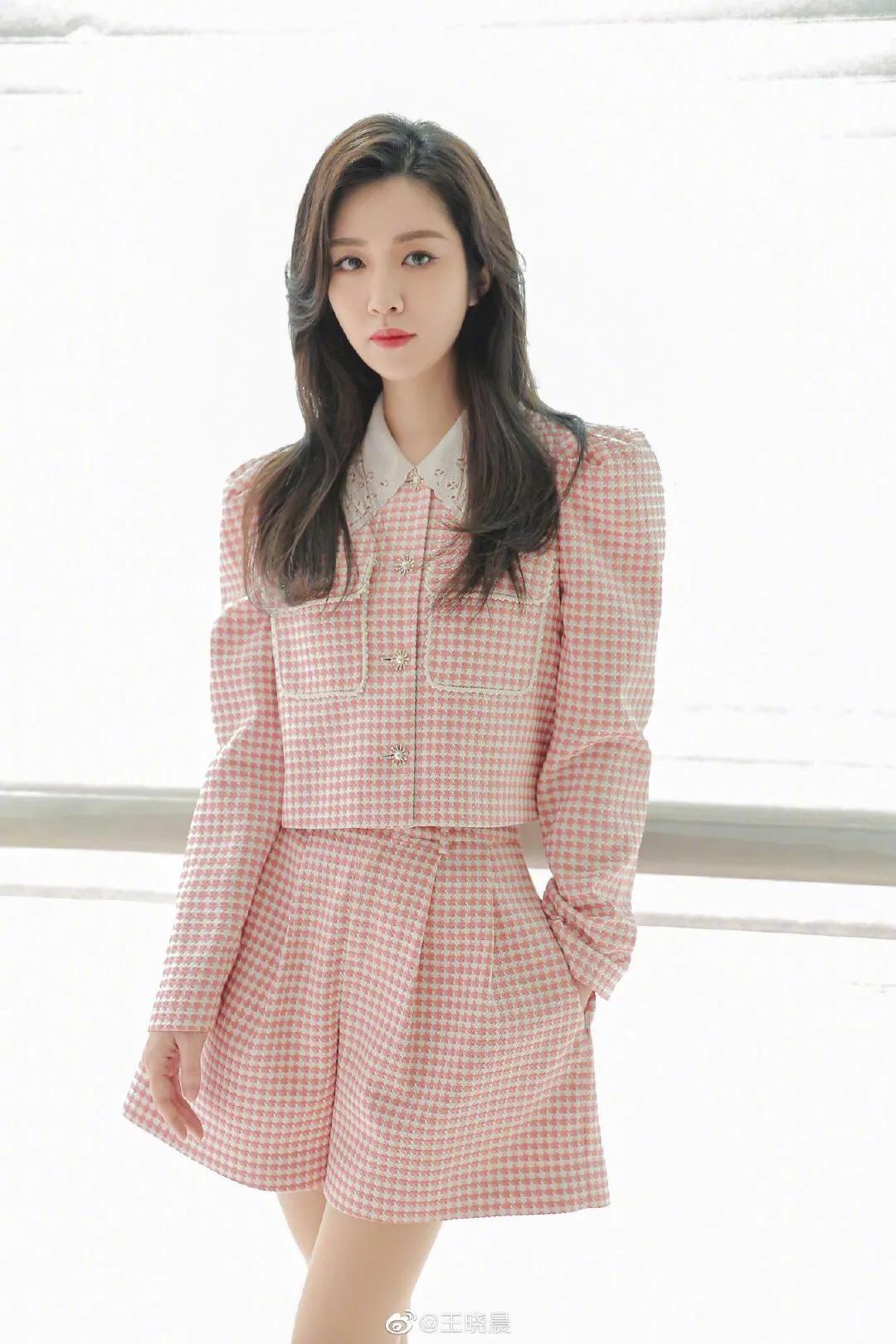 Wang Xiaochen attended the event, young and beautiful, and her ...