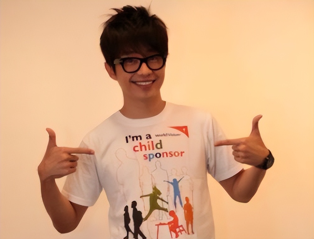 In which works is He Qun a character, and who are the actors? - iMedia