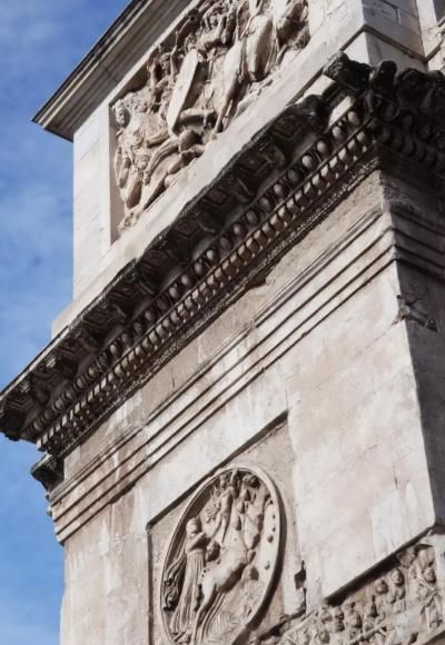 Ancient Roman Arc de Triomphe: The Symbolism of Power, Glory and ...