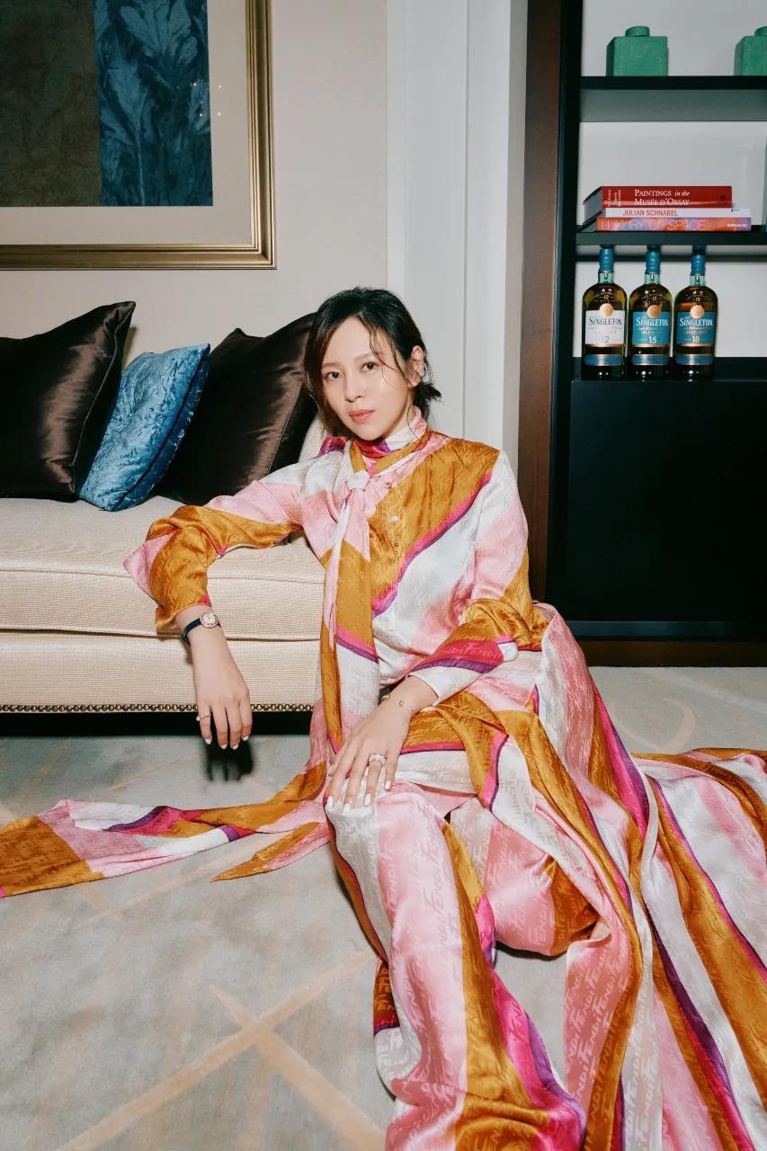 Liu Pinyan's precise interpretation of the "Hua Deng", the corner of ...