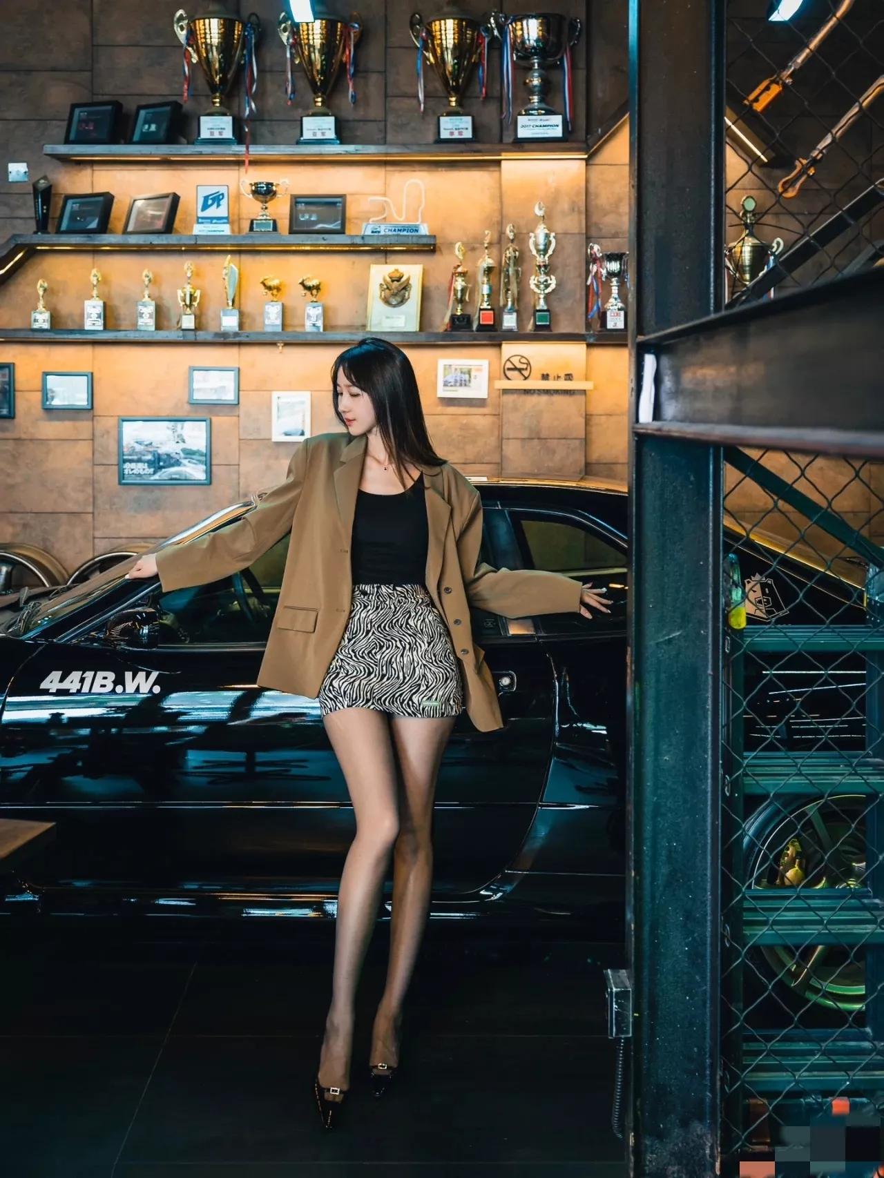 Eloquent writing and ink run through ancient and modern times - iMedia