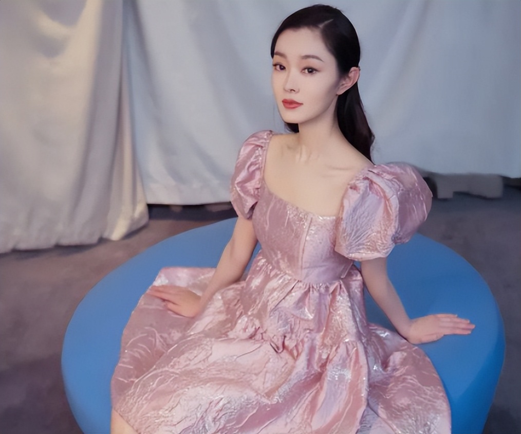 Big melon! It is revealed that Song Yi pays attention to the baby ...