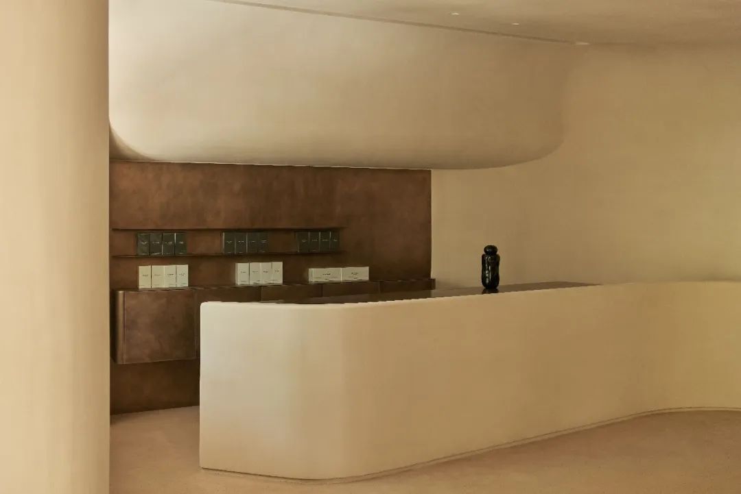 The first store settled in Shanghai, how does MELT SEASON convey its ...