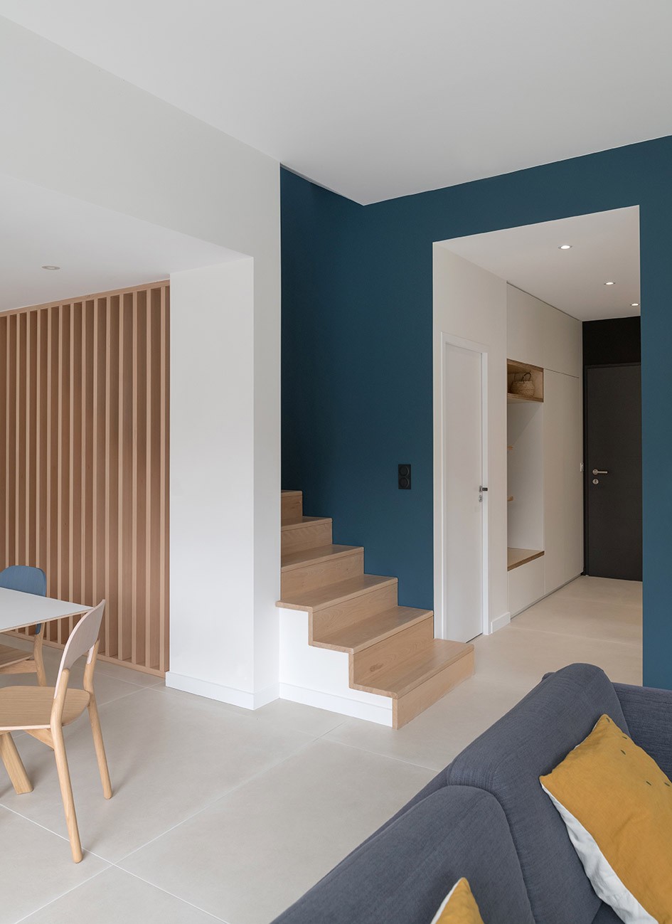 There is such a set of 178 square meters in the suburbs. What are you ...