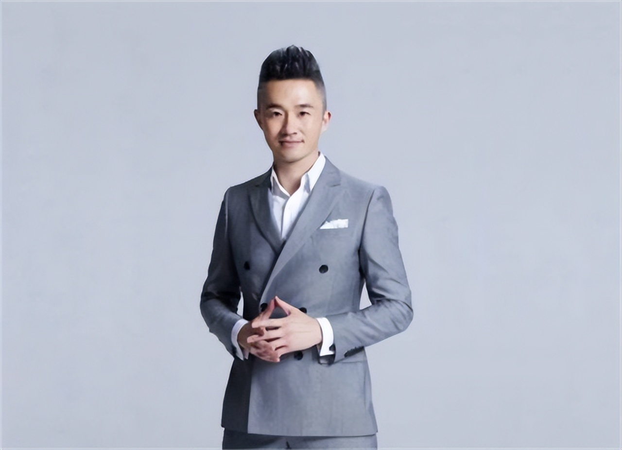 "Shanghai No. 1 Brother" Cheng Lei, who has been hiding his wife for 10 ...