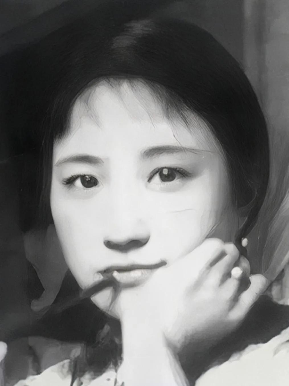 Open history and approach Lu Xiaoman - iNEWS