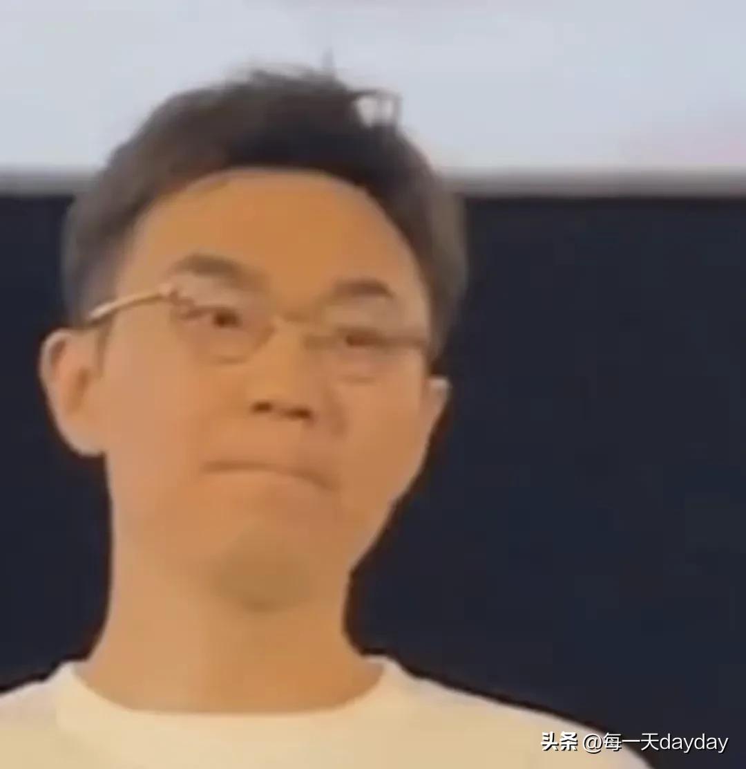 Dapeng Wang Yibo brought "Hot" to the road show in Thailand, the ...