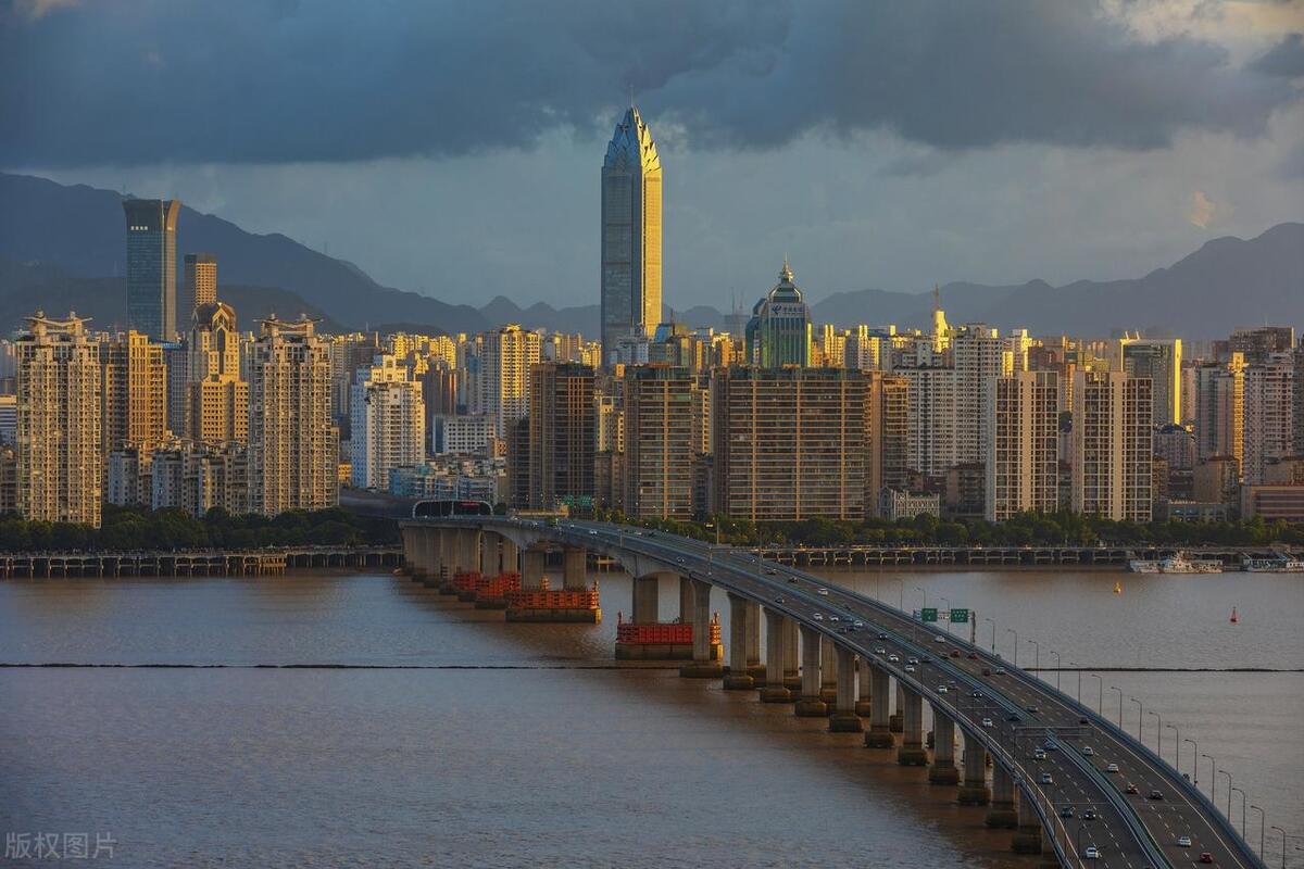 Wenzhou model has 7 words: many, tall, wide, thin, cheap, big, fast ...