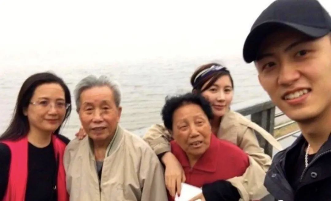 Huang Jingyu and Wang Yuxin reconciled, no domestic violence, no ...