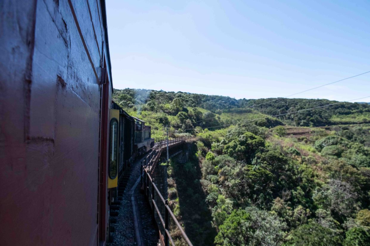 The world's most famous alpine train, like the scene in Hayao Miyazaki ...