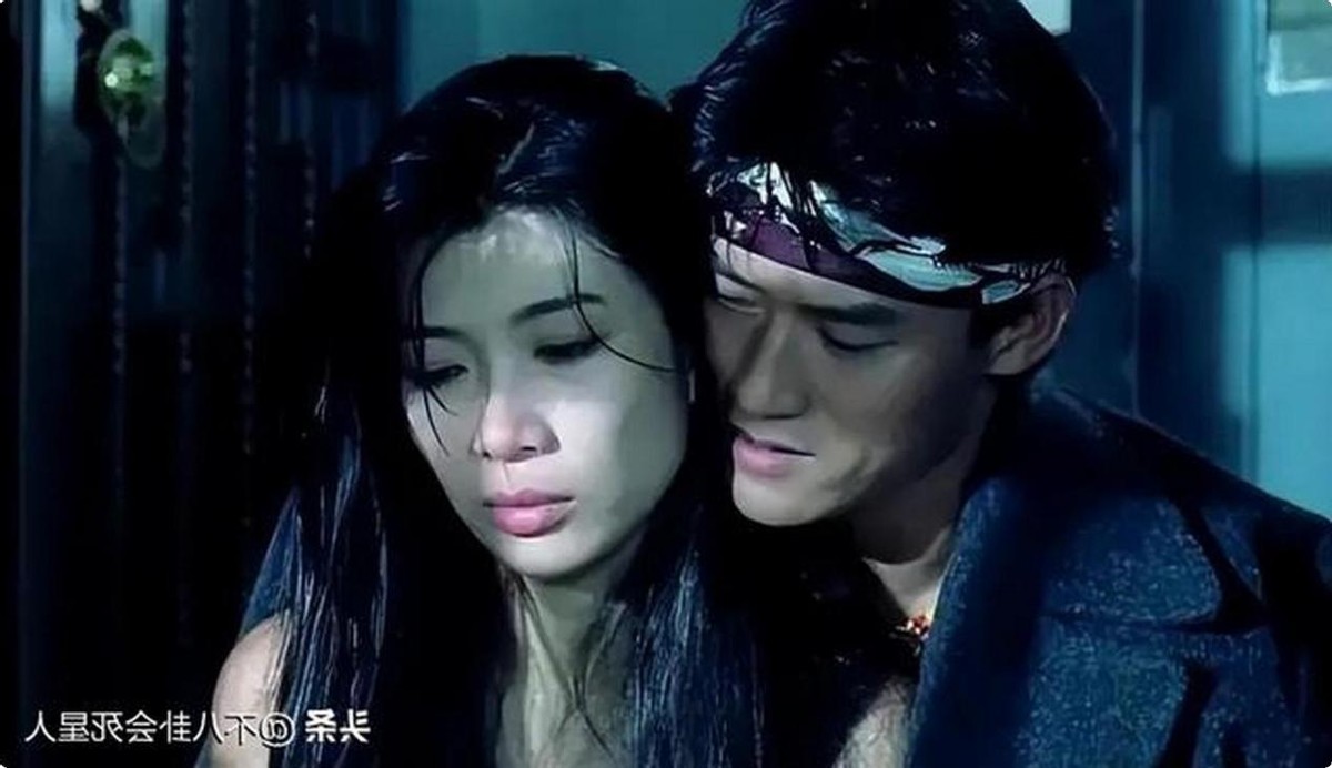 Two Hong Kong style goddesses, a 60-year-old woman is still unmarried, and the other came to the ...