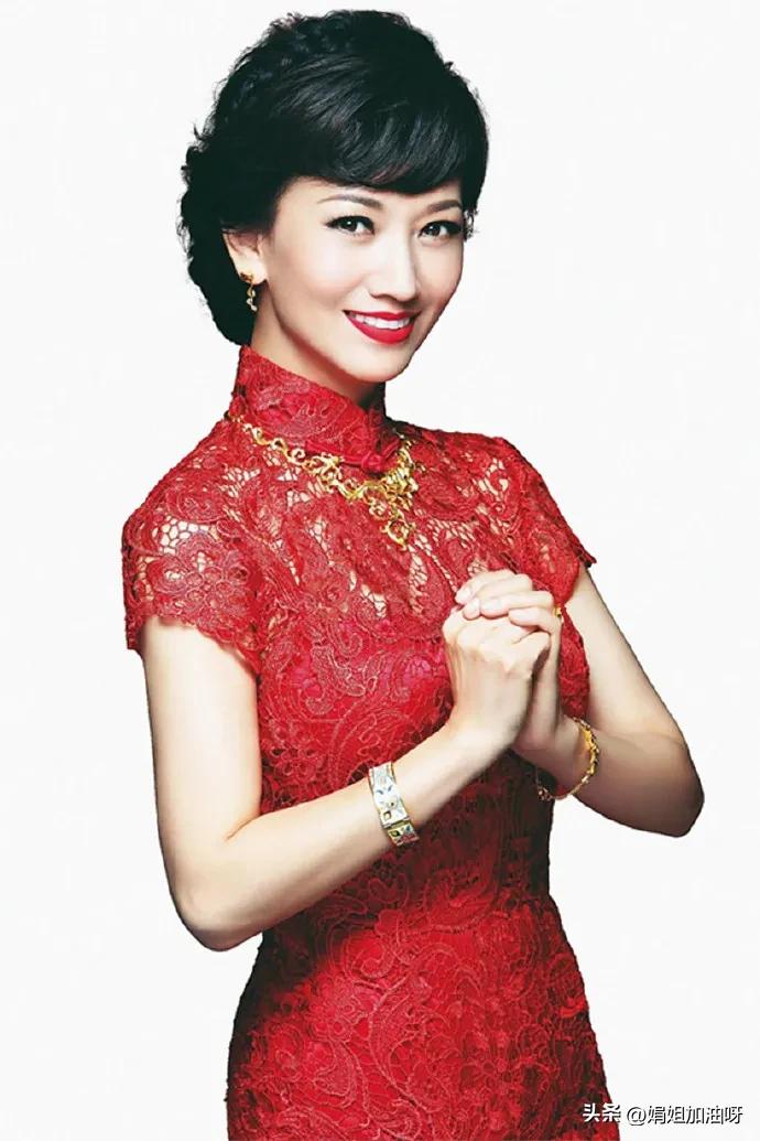 Share pictures, the goddess of temperament Zhao Yazhi - iNEWS