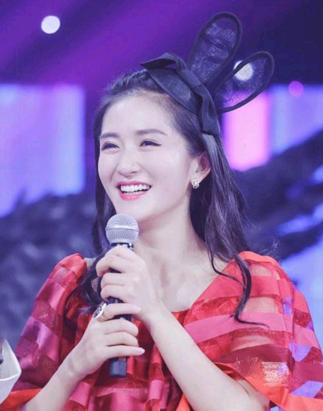 Xie Na, a woman like "crazy" - iNEWS