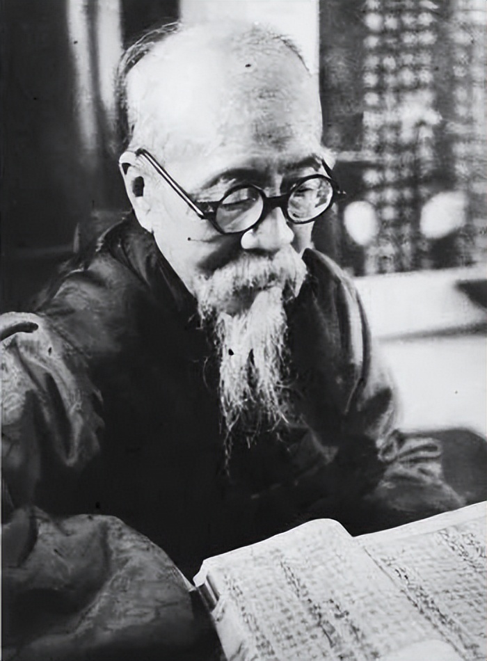 Luo Zhenyu: The No. 1 Person in Oracle Bone Calligraphy - iNEWS