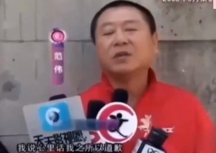 Hou Yaohua and Anna Jin's bag - iMedia