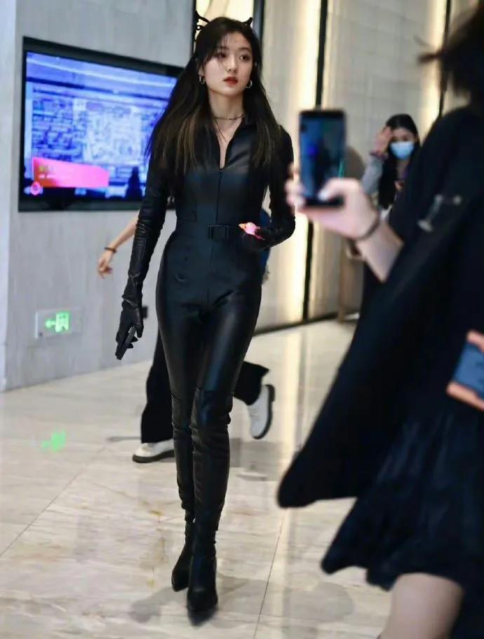 Sun Qian: With a light face and a cold feeling, he is worthy of the ...