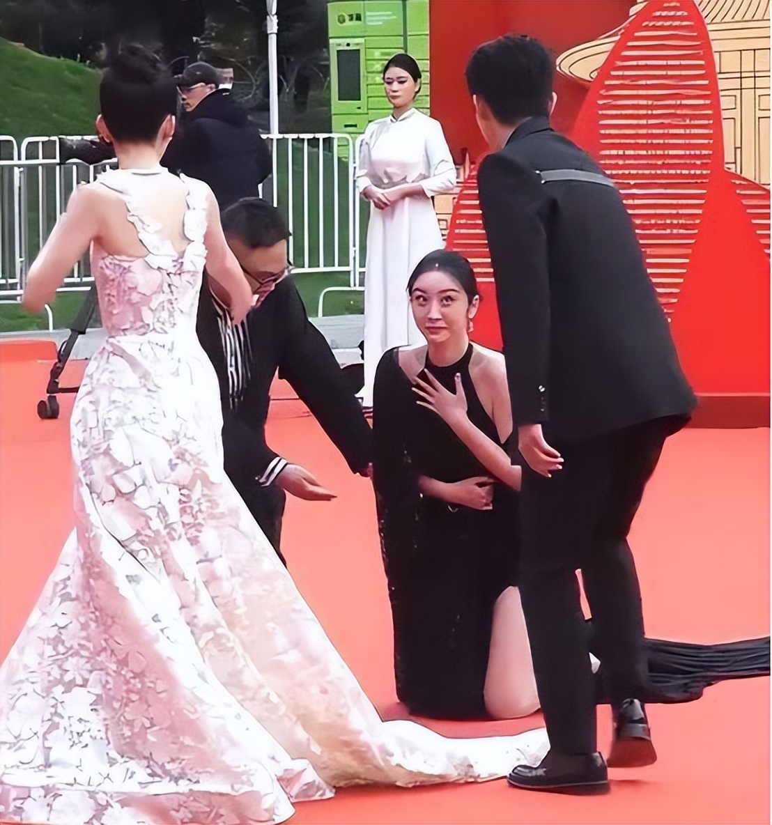 Zhang Songwen, Gao Ye, Zhao Xiaotang, on the red carpet of the Beijing ...