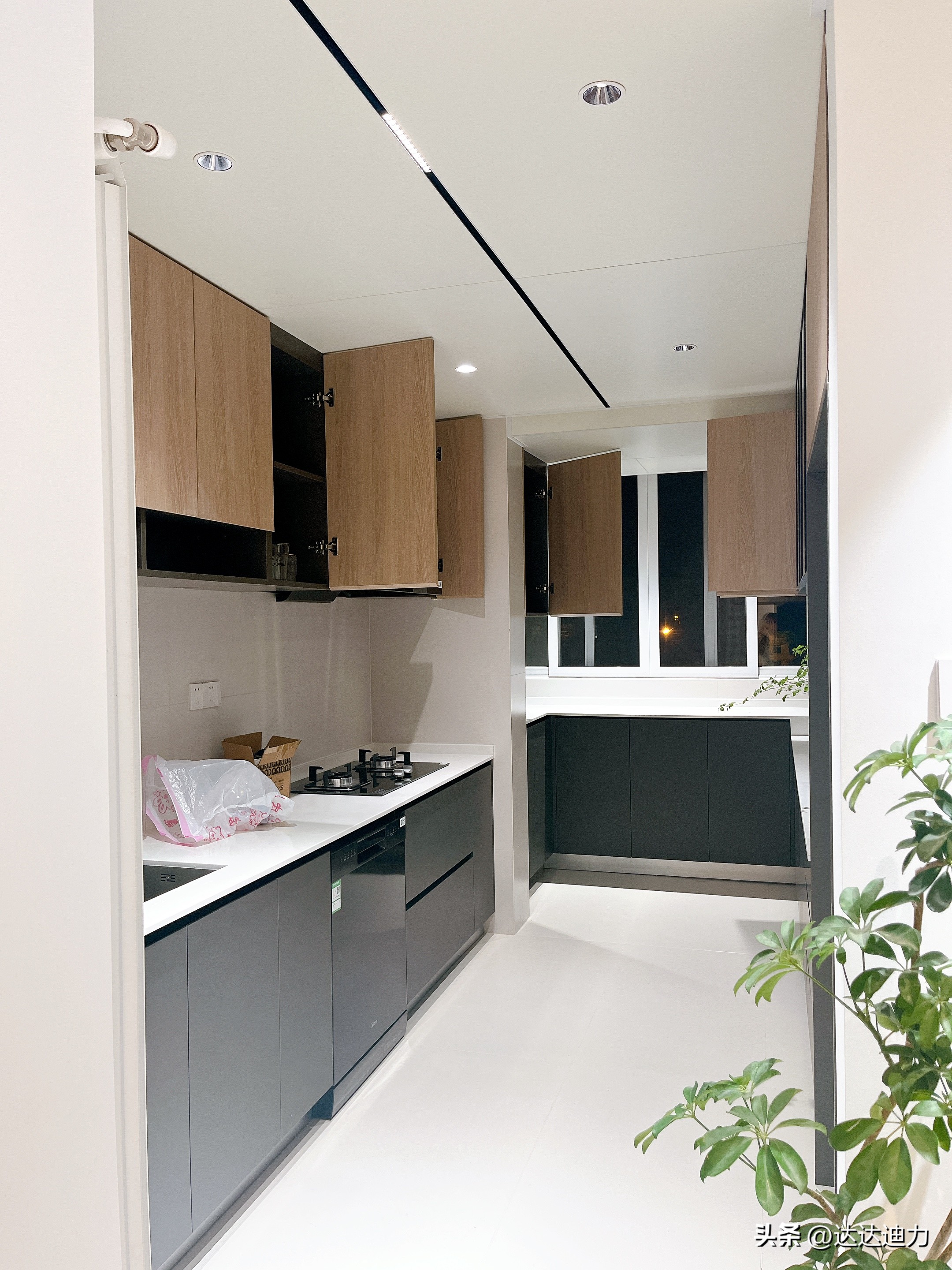 150 square meters modern and simple - iMedia