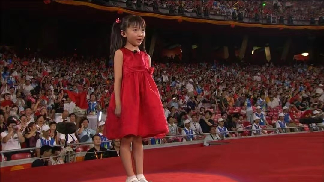 "Stealing" other people's lives, why does "Olympic girl" Lin Miaoke end ...