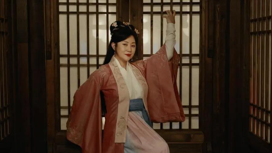 Li Mao pretending to be a prince has a high box office opening and a ...