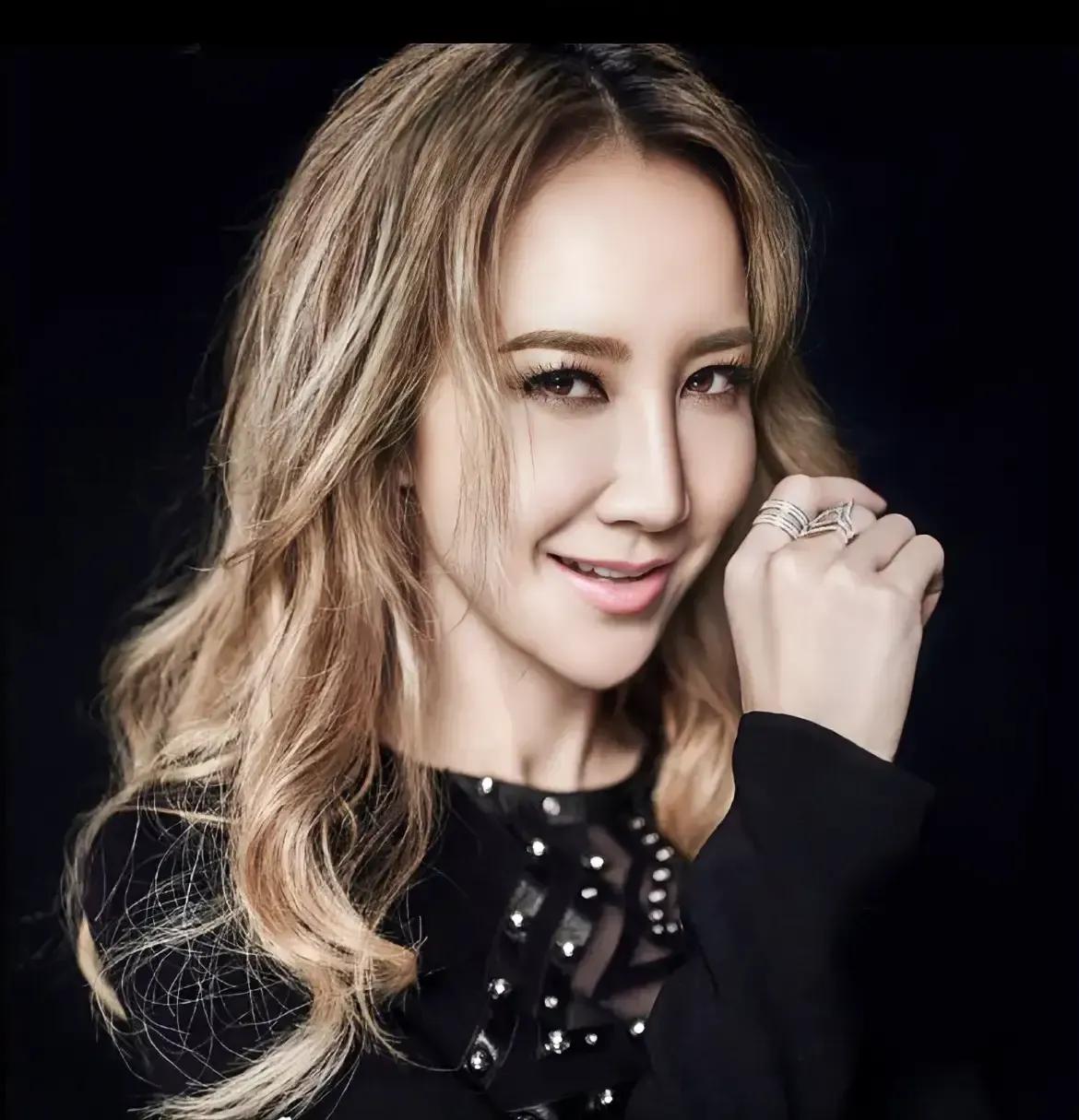 What are the reasons for Coco Lee's suicide? What was the last "straw ...